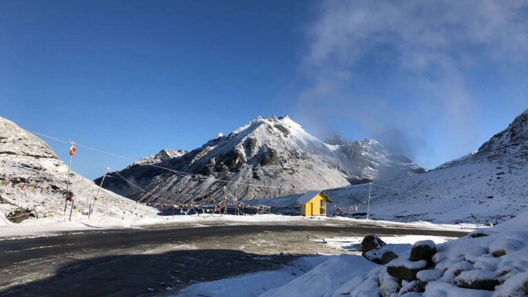 The legend of Rifleman JaswantSingh Rawat, Sela and Nura